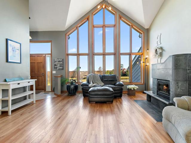 45W169 Hillview Lane
