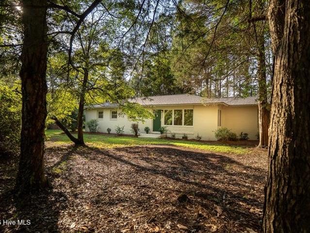 4604 Airport Rd, Pinehurst, NC 28374