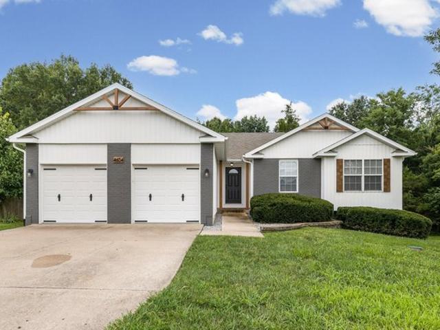 4604 E Saint Charles Rd, Columbia, MO 65201