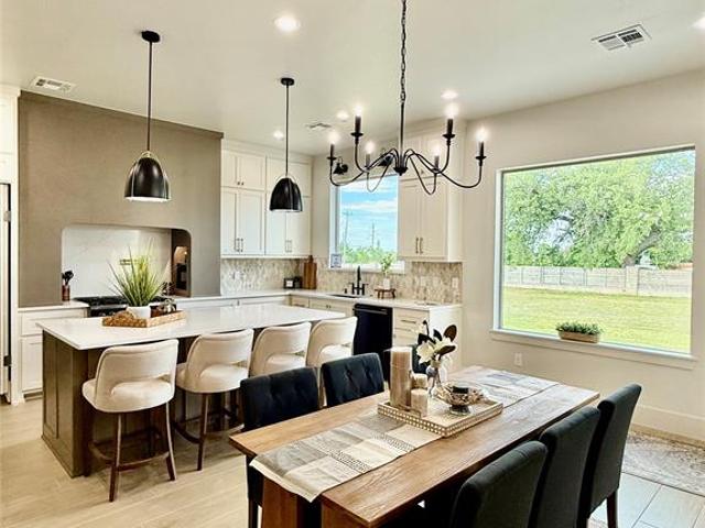 4604 Rustic Trails