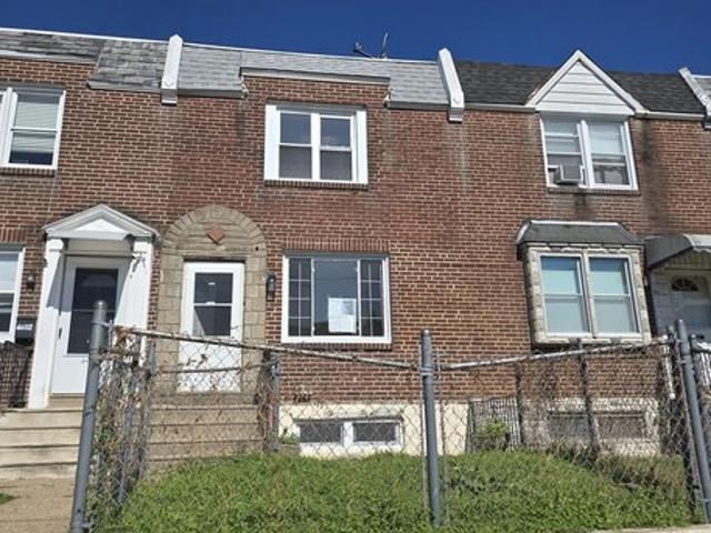 4604 Weymouth St, Philadelphia, PA 19120