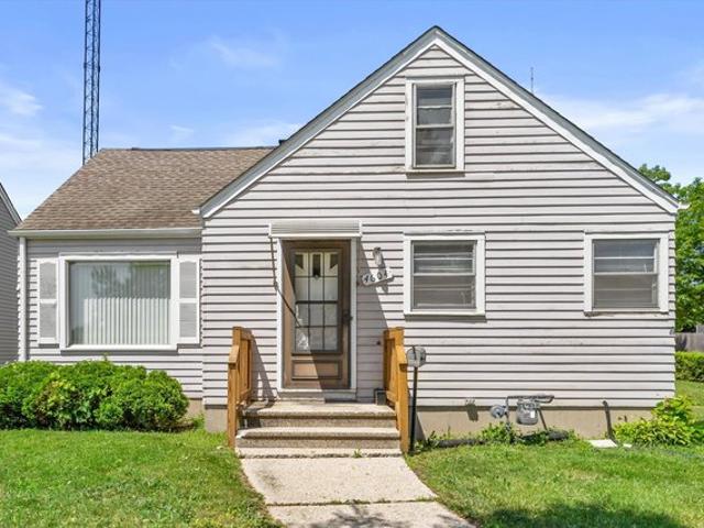 4604 32nd Ave, Kenosha, WI 53144