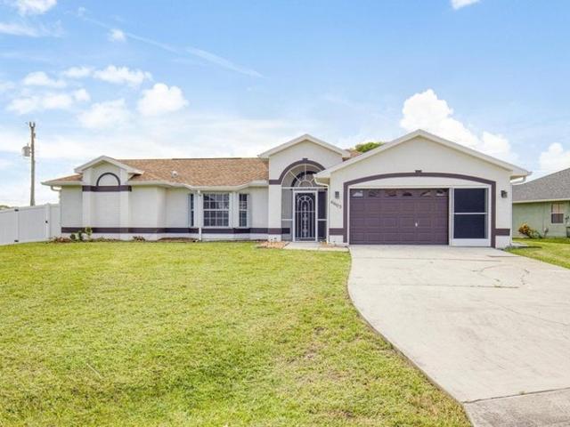 4605 NW Gastonia St, Port Saint Lucie, FL 34983