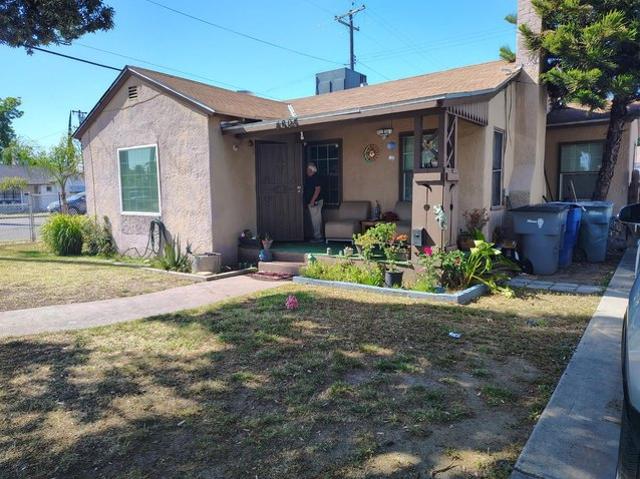 4605 E McKenzie Ave, Fresno, CA 93702