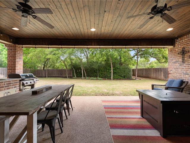 4605 River Valley Drive