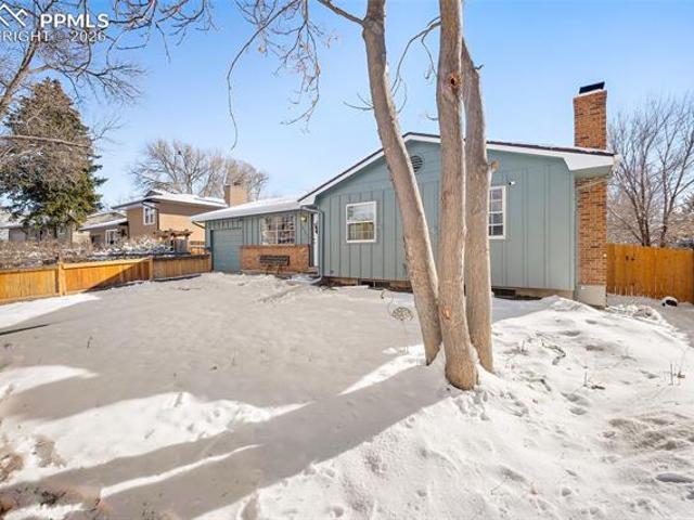 4605 S Sleepy Hollow Circle