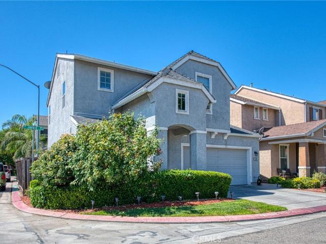 4605 W Javier