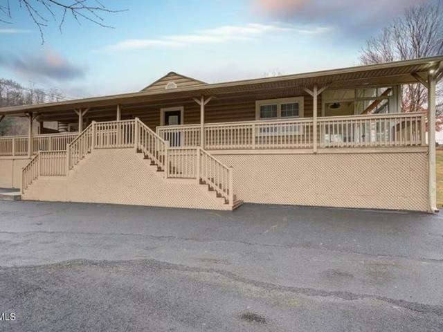 4606 Island Rd, Bristol, TN 37620