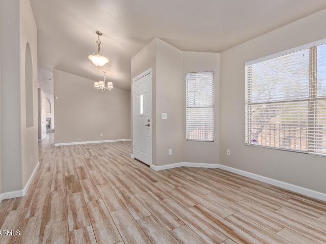4607 E Abraham Lane