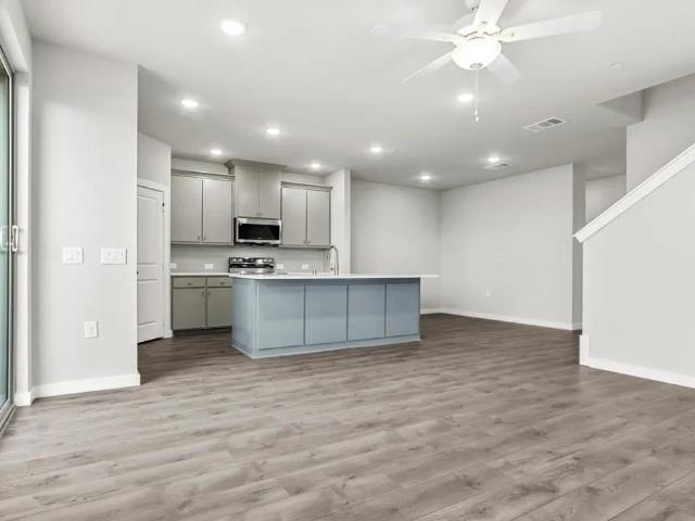 4607 Hawks Trail
