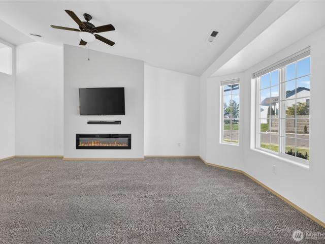 4607 Santa Fe Lane