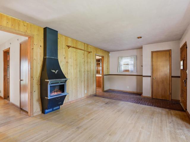4608 Morris Lane