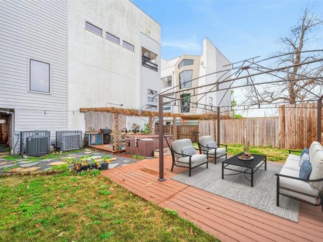 4608 Nett St Unit C, Houston, TX 77007