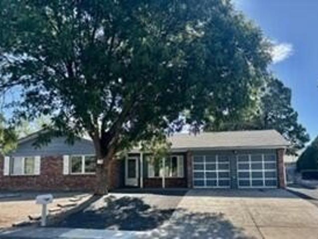 4608 Downey St NE, Albuquerque, NM 87109