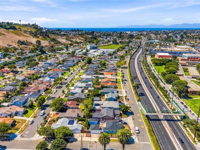 4608 Pacific Coast