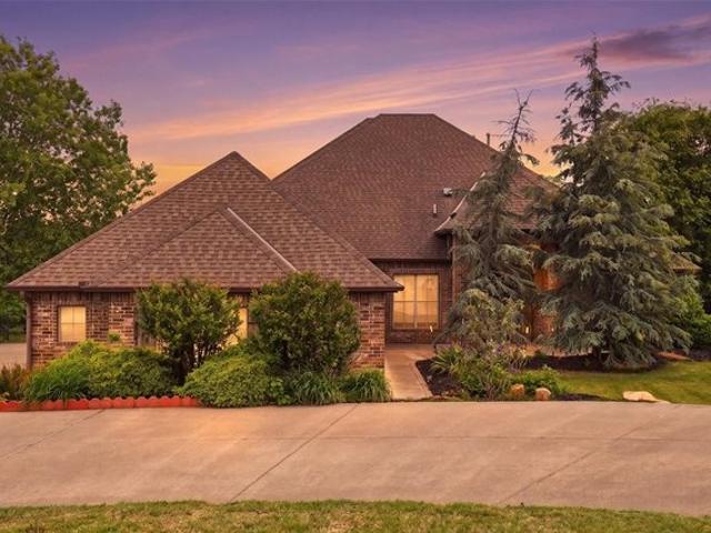 4608 Riata Cir, Tuttle, OK 73089