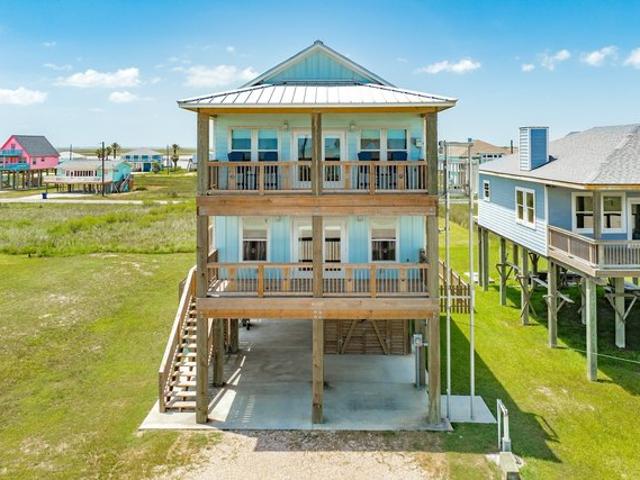 4609 Blue Water Hwy, Freeport, TX 77541