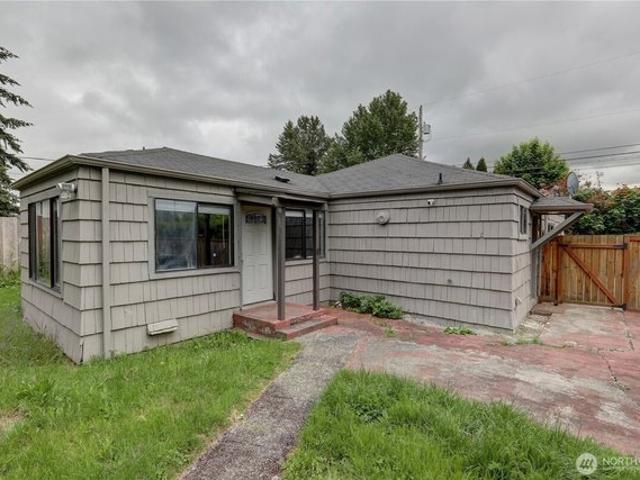 4609 S Thompson Ave, Tacoma, WA 98408