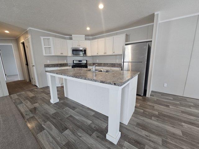 46000 Geddes Rd Trlr 213, Canton, MI 48188