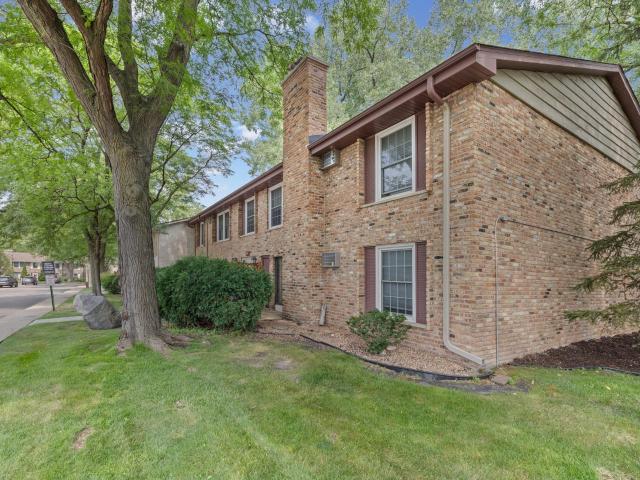 4600 Cedar Lake Road S # 2