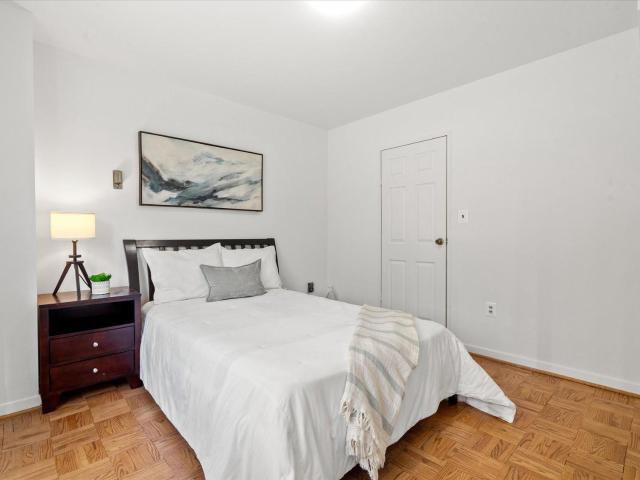 4600 Connecticut Avenue NW Unit# 215, Washington, US, DC