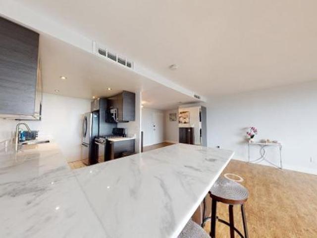 4600 Duke St #913, Alexandria, VA 22304