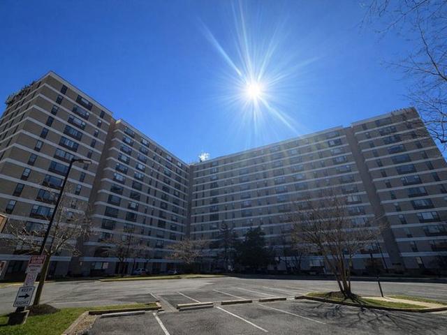 4600 Duke St Apt 923, Alexandria, VA 22304