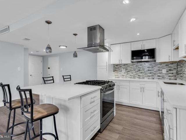 4600 Duke St Ste 303, Alexandria, VA 22304