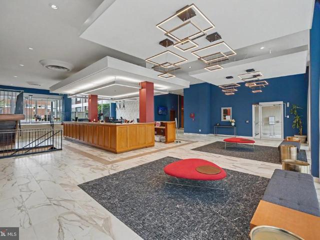 4600 Duke Street # 304