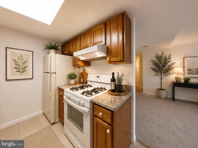 4600 Duke Street # 701