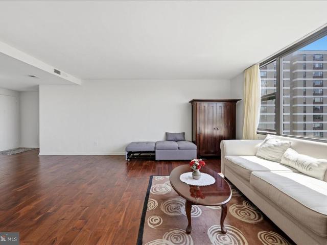4600 Duke Street # 928