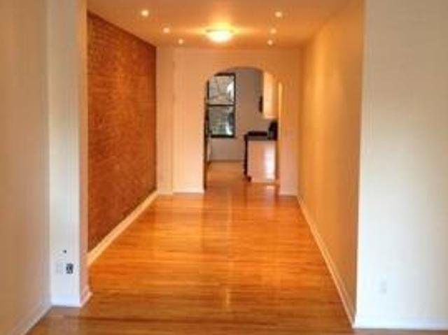 $4600 Flex 3 Amazing Village, Bright and Sunny Nice Reno! [phone removed]