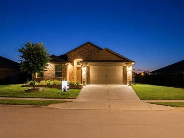 4600 Fringetree Way, Fort Worth, TX 76036