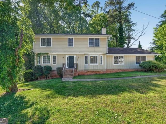 4600 Randalwood Ct, Stone Mountain, GA 30083