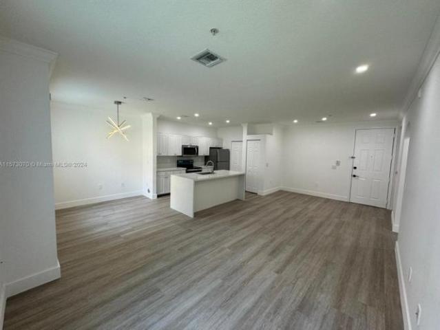 4600 SW 160th Ave #614, Miramar, FL 33027