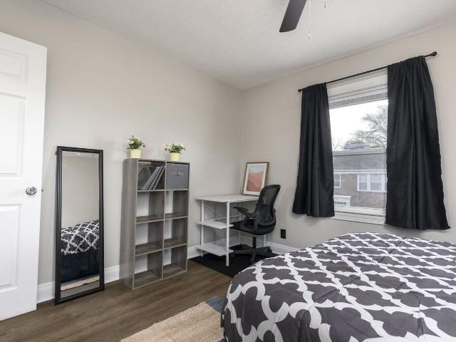4600 Southern Parkway 2 Bedroom Apartment for Rent at 4600 Southern Pkwy, Louisville, KY 40214 Beechmont