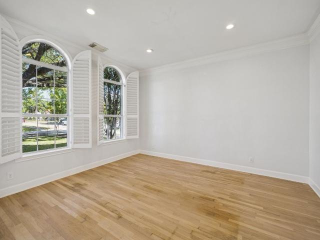 4601 Mimosa Drive