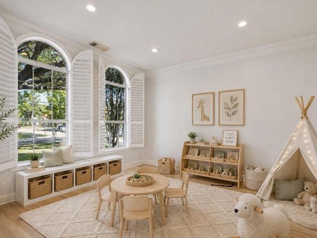 4601 Mimosa Drive, Bellaire, TX