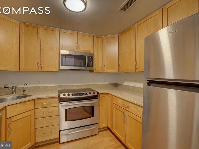 4601 N Park Ave 1602B, Chevy Chase, MD