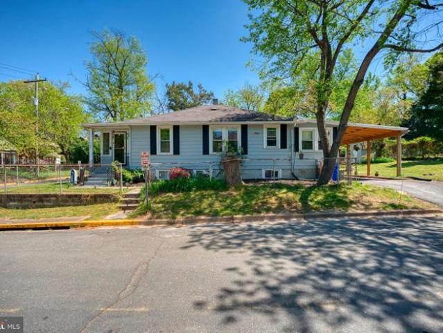 4601 Cherokee St, College Park, MD 20740