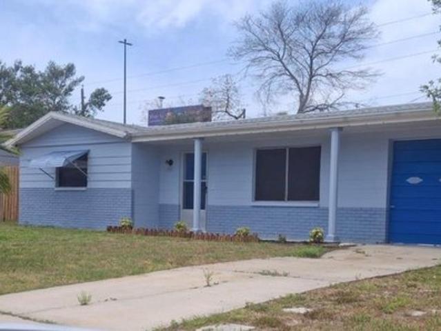 4601 Eastwood Ln, Holiday, FL 34690