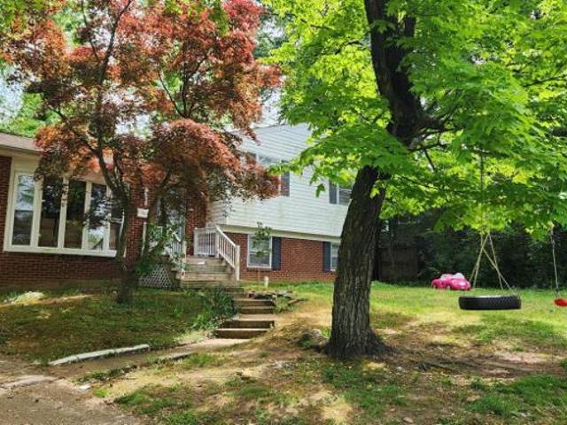 4601 Eaton Pl, Alexandria, VA 22310