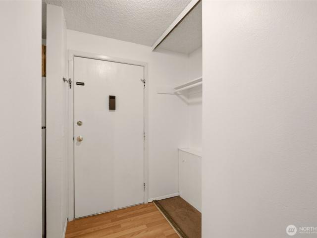 4601 Grandview Drive W # R317