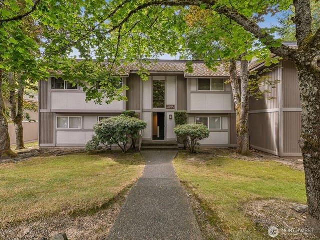 4601 SW 320th St Unit R2, Federal Way, WA 98023