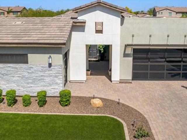 4601 S Pinaleno Dr, Chandler, AZ 85249