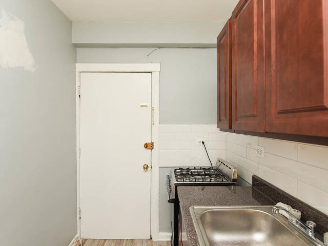 4602 N Beacon Street # 3A