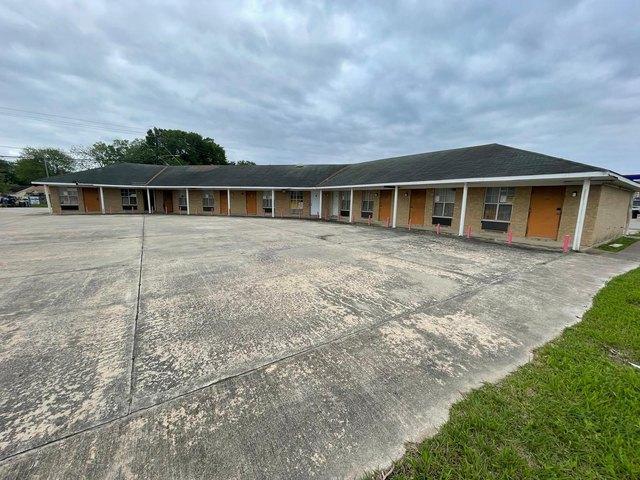 4602 Avenue H, Rosenberg, TX 77471