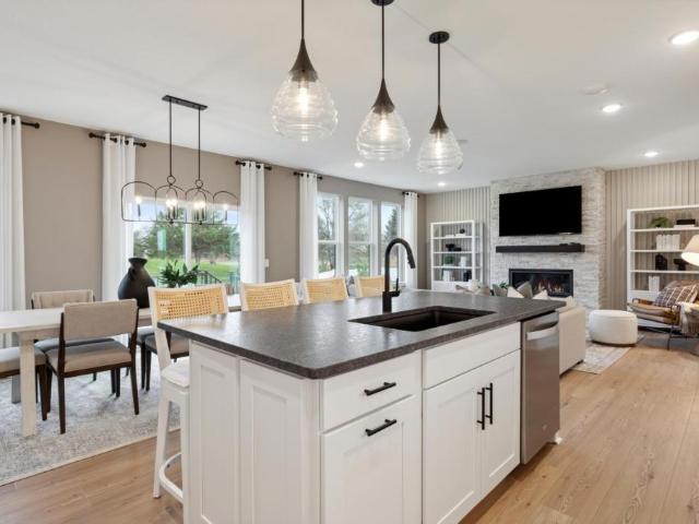 4602 Island Park Bay
