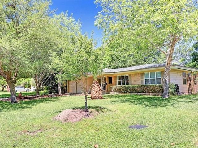 4602 Kinglet St, Houston, TX 77035