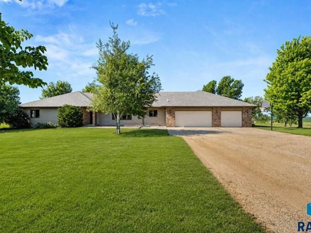46036 th St, Chancellor, SD 57015